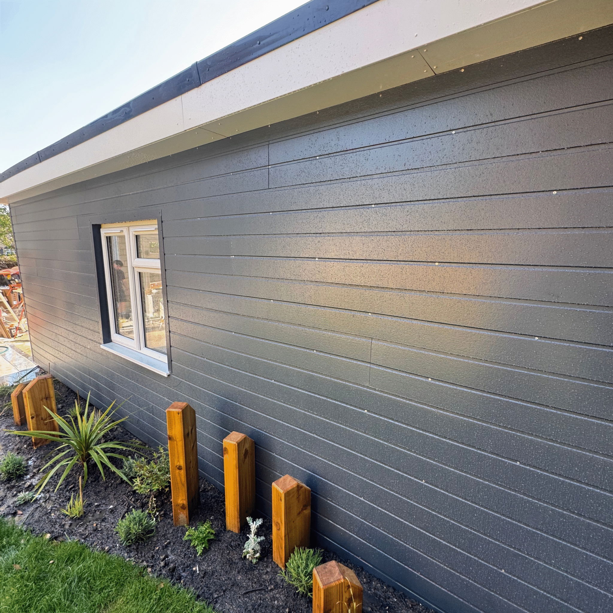 Transforming an Annex using Exterior Cladding - SAM Mouldings